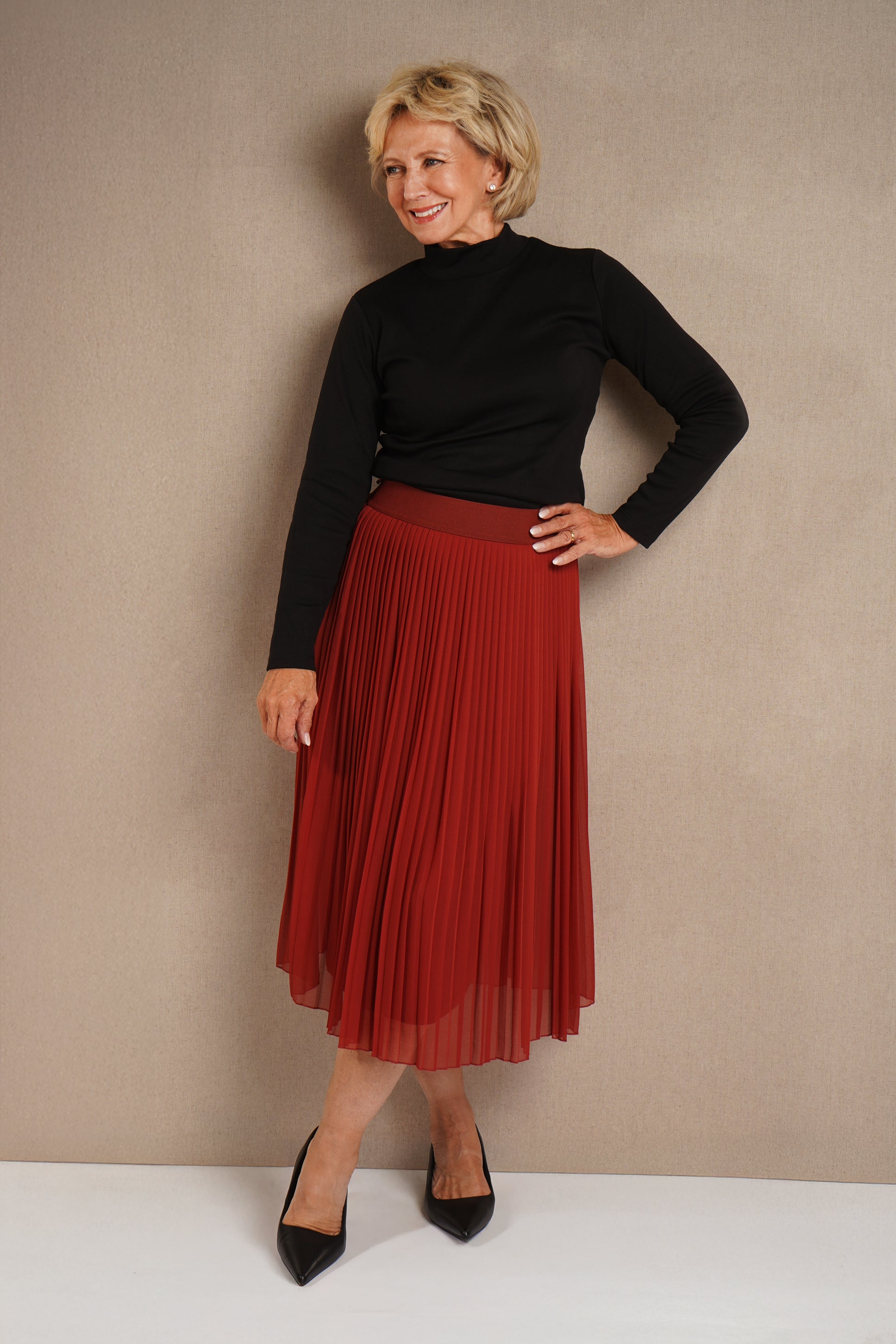 Adeline Skirt - Lebek - Classic Women's Skirts – Carr & Westley